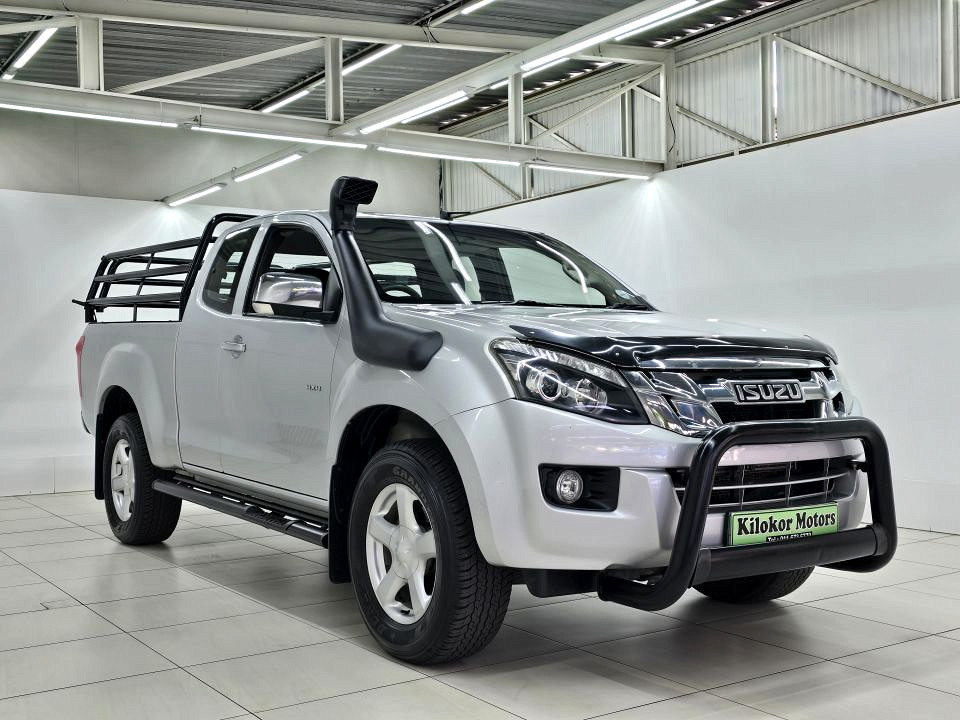 ISUZU KB 300 D-TEQ EXTENDED CAB 4X4 LX for sale @ | Kilokor Motors ...