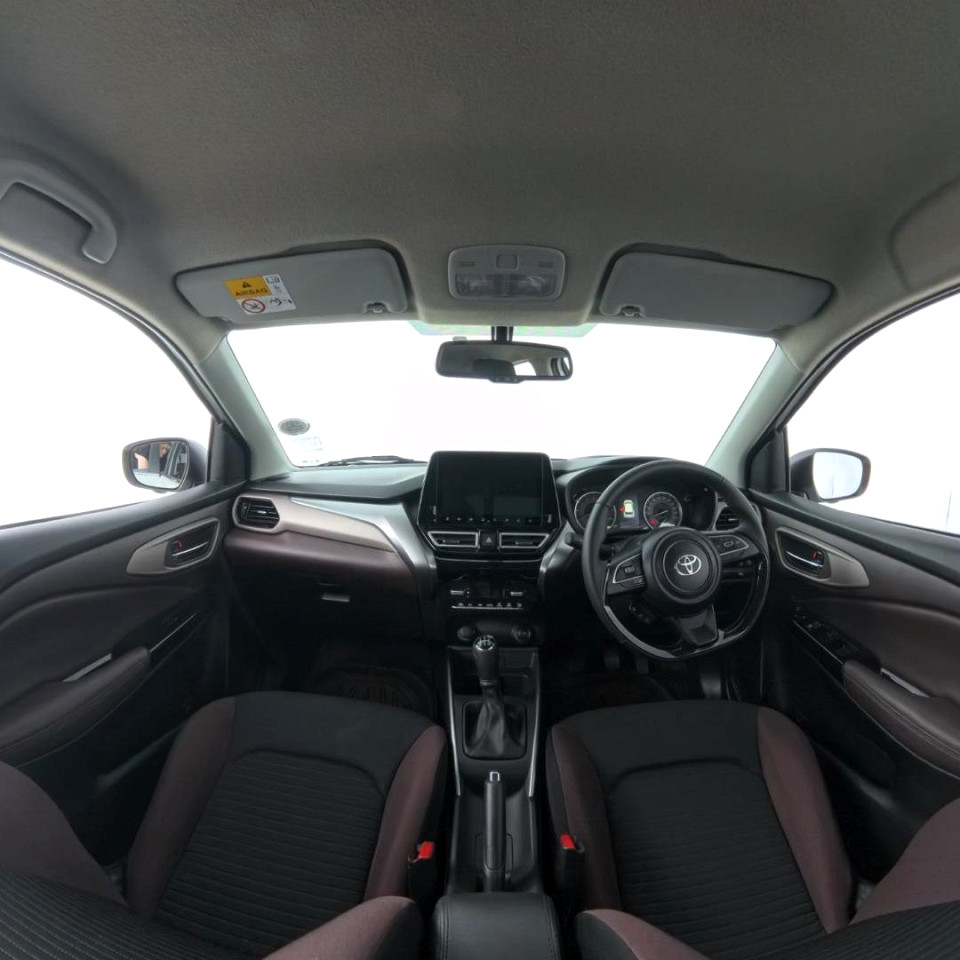 USED 2024 TOYOTA STARLET CROSS 1.5 Xr | Lazarus Kia Centurion